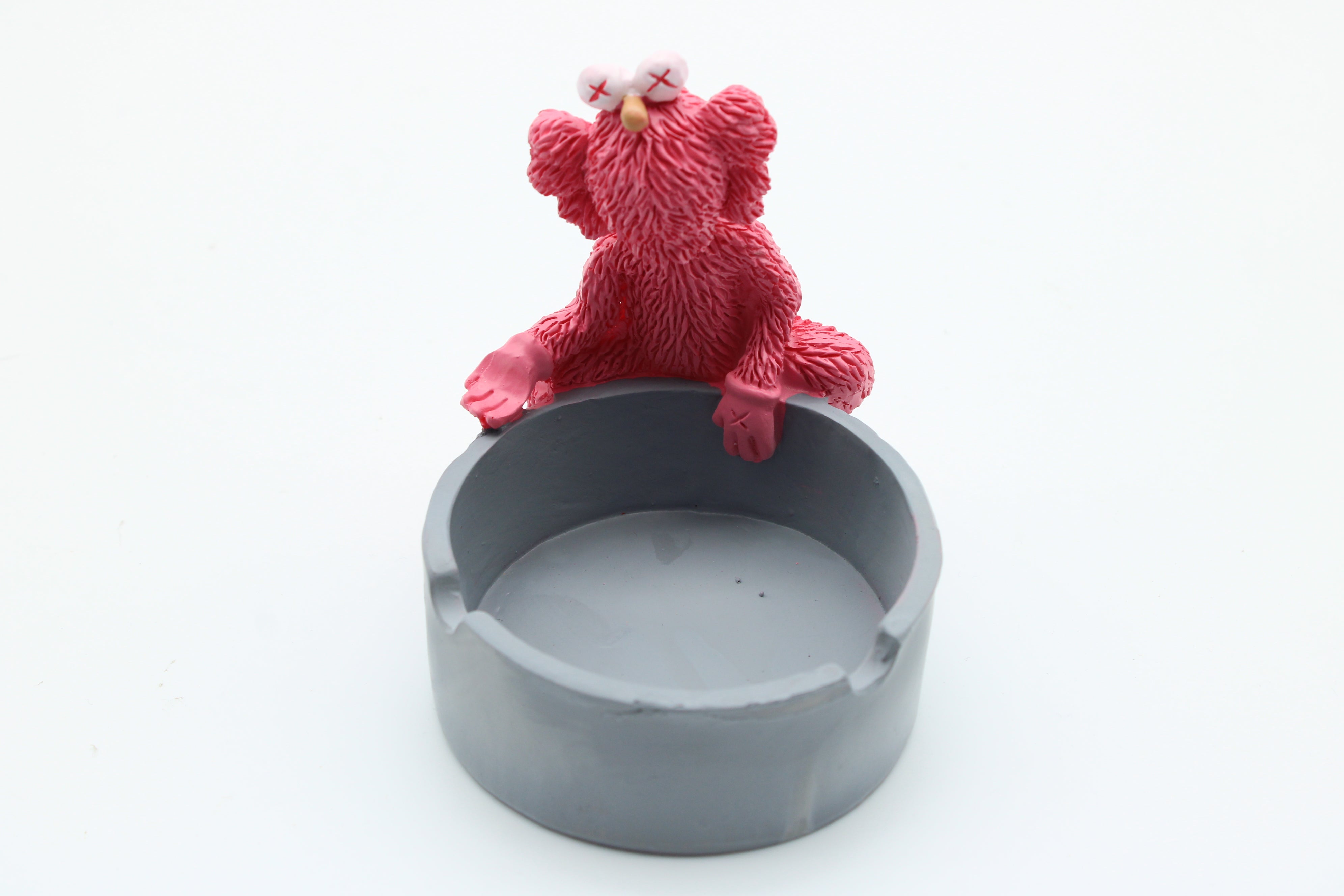 PINK ELM STREET ASHTRAY 1CT – ShopDevonWholesale